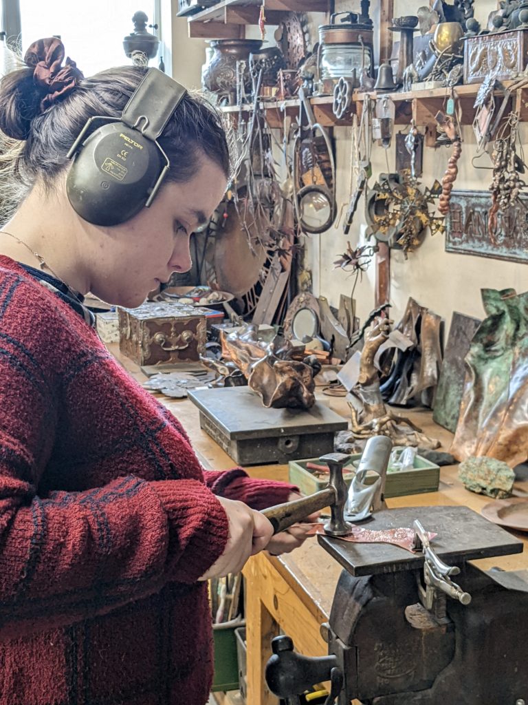 Derby Museums inspires future craft-makers in new partnership with ...